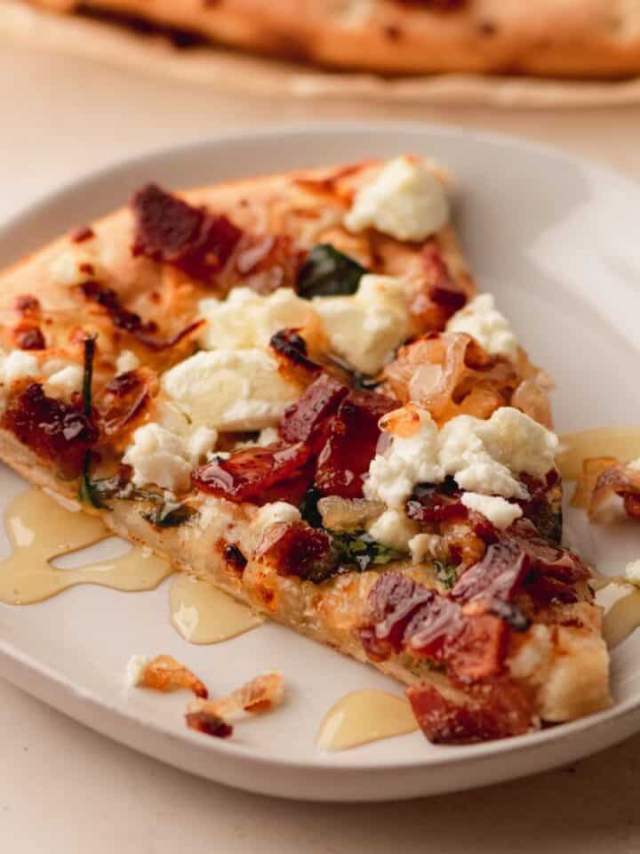 Cheesy Smashed Potatoes with Sour Cream Dipping Sauce – Hey, Snickerdoodle!