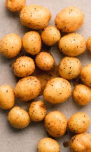 Cheesy Smashed Potatoes with Sour Cream Dipping Sauce – Hey, Snickerdoodle!