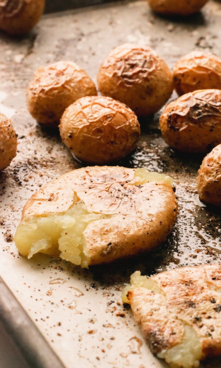 Cheesy Smashed Potatoes with Sour Cream Dipping Sauce – Hey, Snickerdoodle!