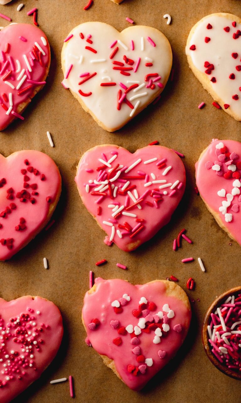 Valentine’s Day Shortbread Cookies with Icing – Hey, Snickerdoodle!