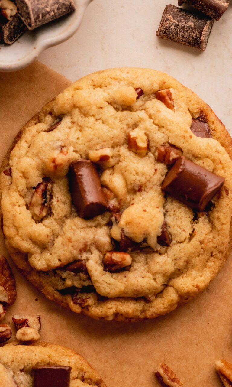 Browned Butter Bourbon Pecan Chocolate Chunk Cookies – Hey, Snickerdoodle!